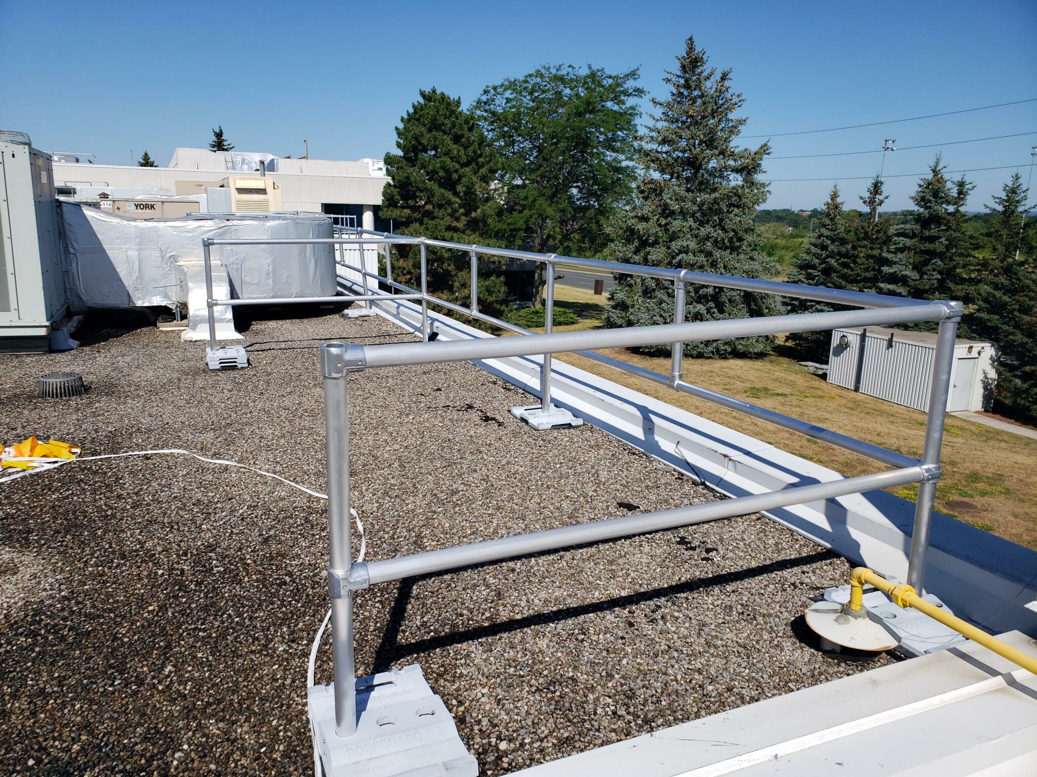 Rooftop Guardrail Systems | Liftsafe Crane Division